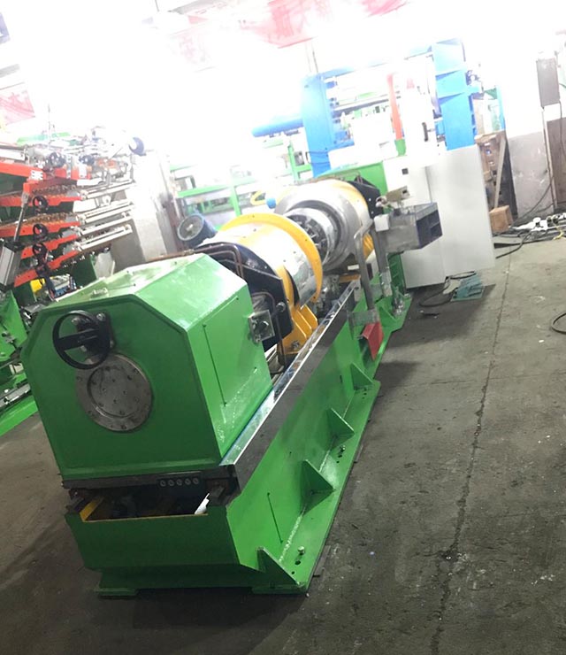 Bladder Turn Up Tyre Building Machine-Tire equipment-QINGDAO HANDINGWEI ...